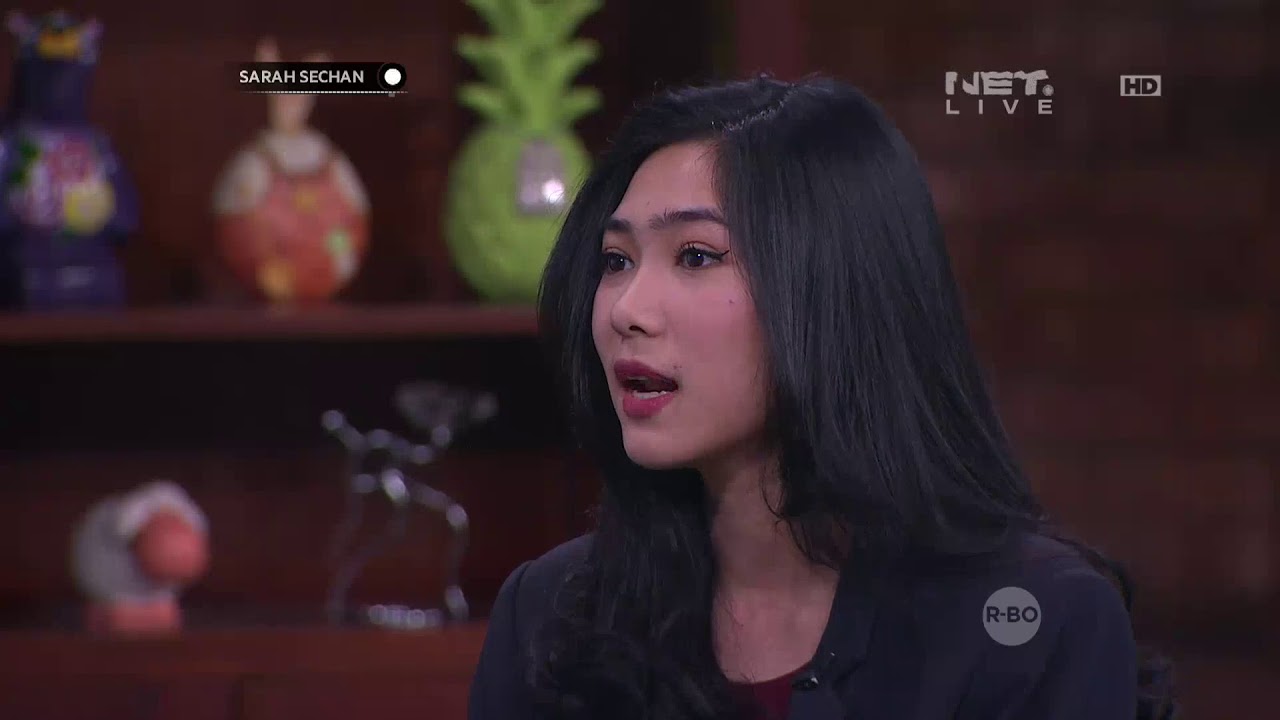 Seruu Nih Teh Sarah Sechan Kedatangan Isyana Sarasvati - YouTube