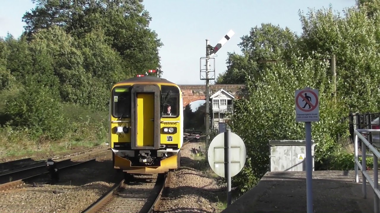 Reedham Station 5/10/17 - YouTube