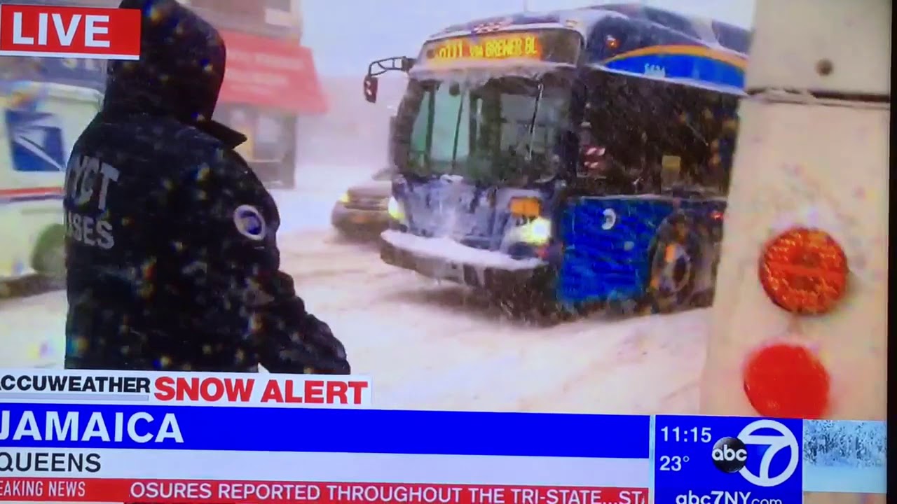 Minor bus crash in NYC blizzard - YouTube