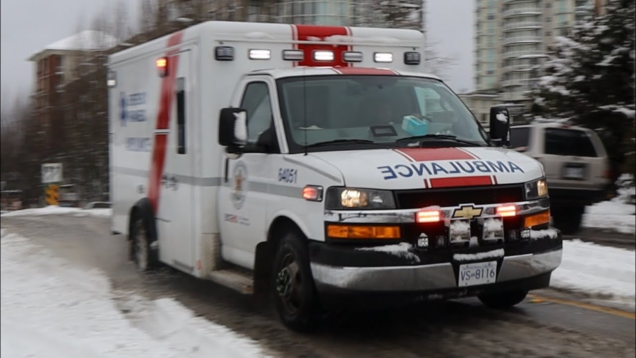 [Snow Response] BC Ambulance - *NEW* 64051 Responding - YouTube