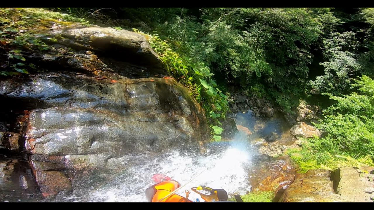 【CANYONING Taiwan】- Pigeon Forest Waterfall 粉鳥林瀑群溪降【4K】 - YouTube