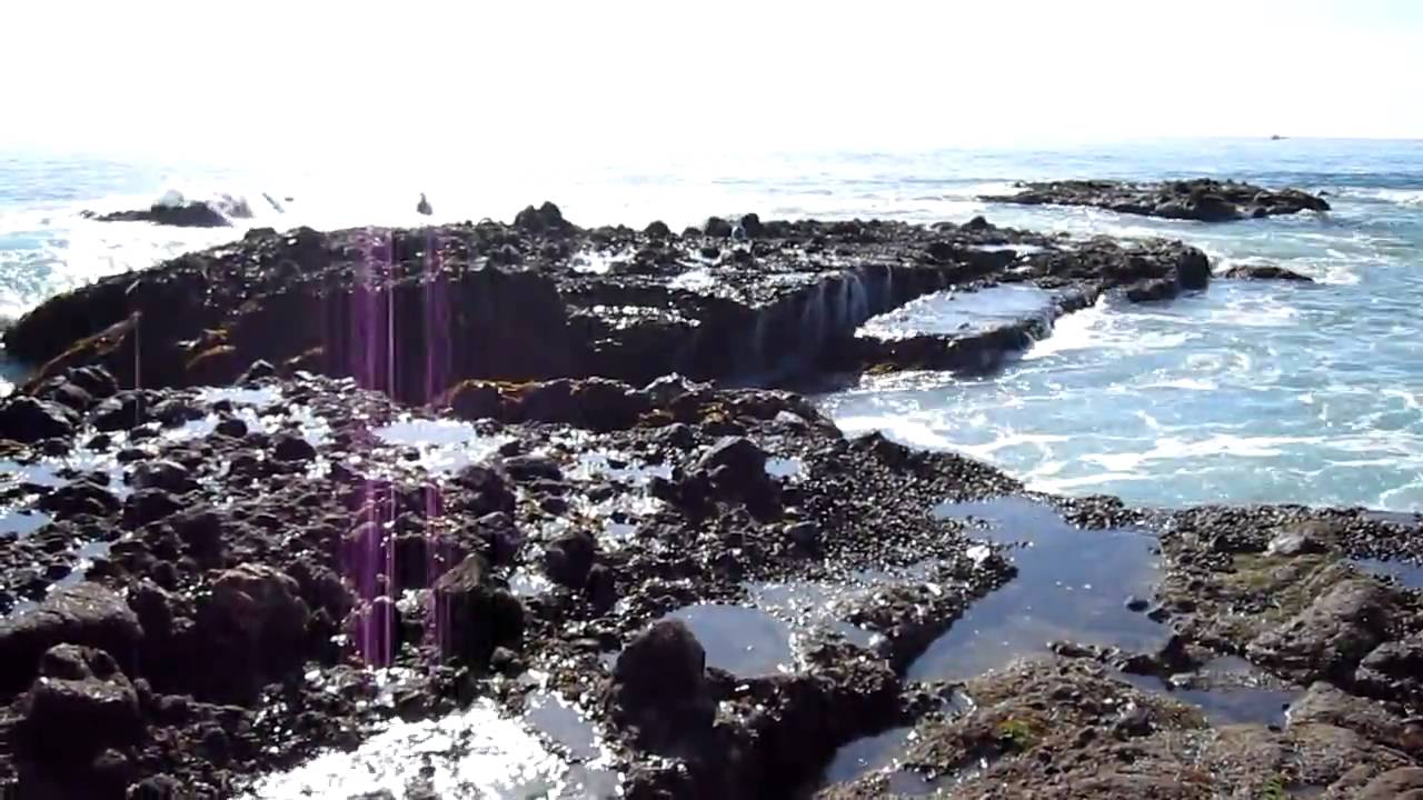 Rocks Splash.MOV - YouTube