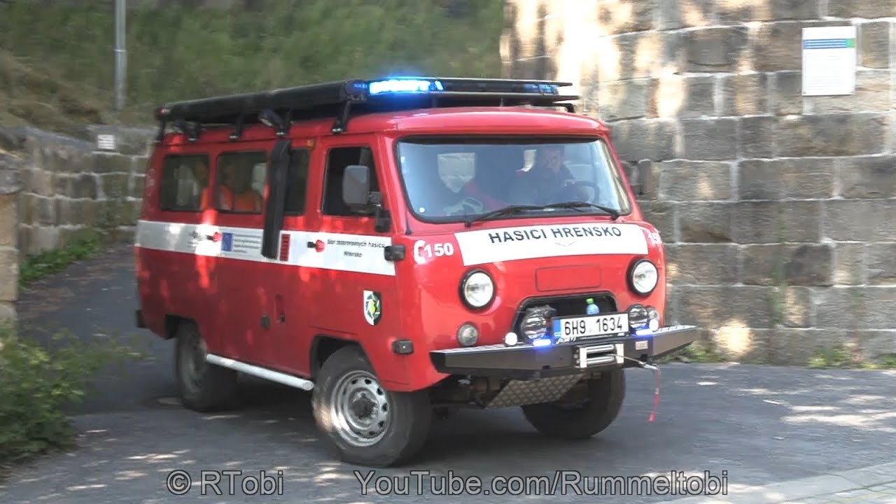 [Russian UAZ-452/ 2206 "Bukhanka"] Czech volunteer fire department van ...