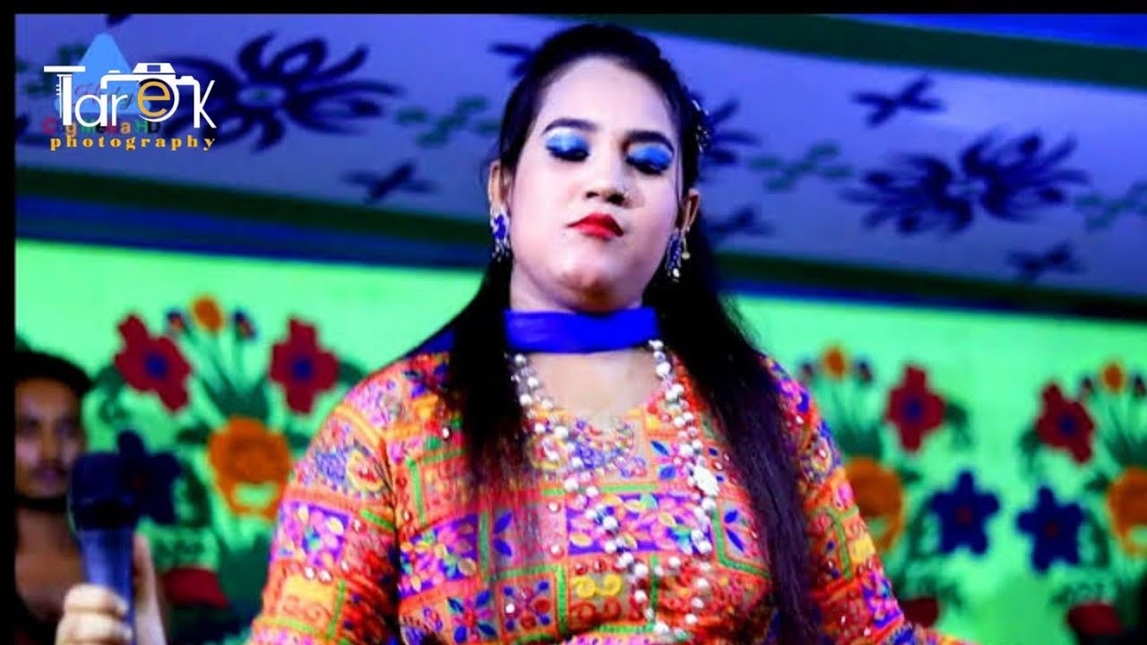 শীত কালে মজা বেশি বাজিলে বুকত__শিল্পী মুন্নি চৌধুরী অসাধারণ একটি গান 🥰🥰 ...