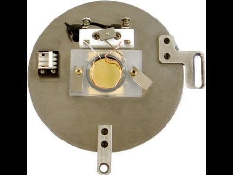 In-situ AFM imaging of lithium battery solid-electrolyte interface (SEI) 锂电池 - YouTube