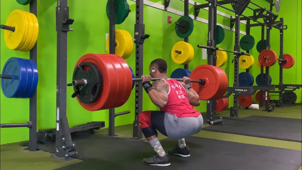 SQUAT PYRAMID TRAINING - YouTube