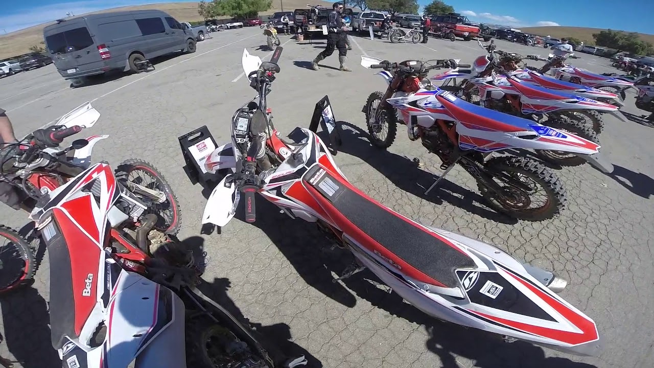 2019 Beta Demo - Riding the 350 and 500 RR-S - YouTube