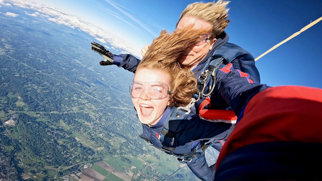 Fynn and Tim Pedersen Skydive!! - YouTube