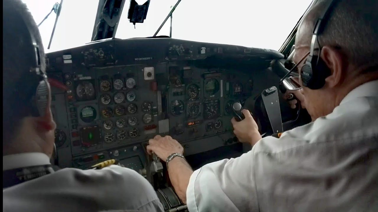 AEROSUCRE BOEING 727 HK4544 COCKPIT VIEW - TAKE-OFF FROM INIRIDA (PDA ...