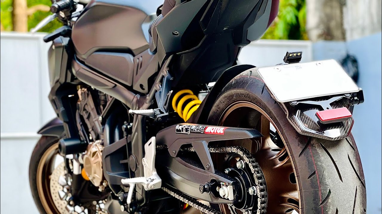 Honda CB650R: NLEX Entry RAW SOUND - YouTube