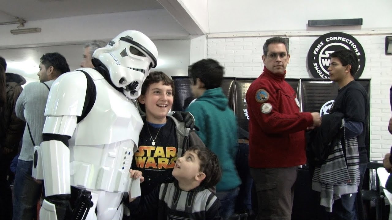 Festival Star Wars en el Adán Buenosayres - YouTube