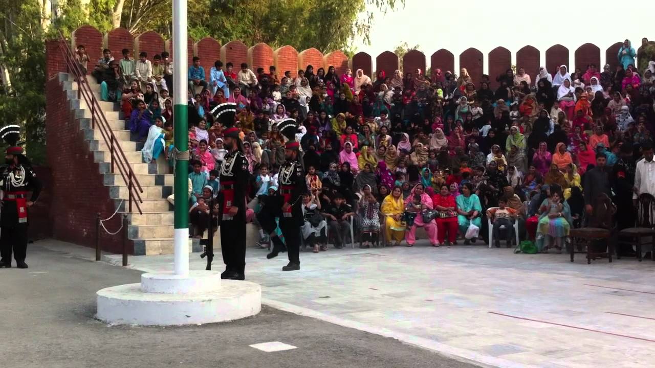 Flag Ceremony at Ganda Singh Wala Border Kasur Part 2 of 3 - YouTube