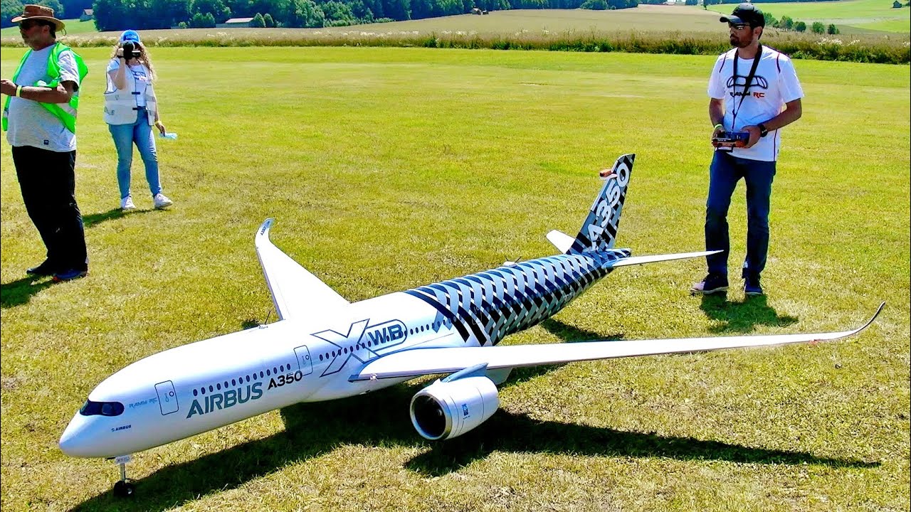 STUNNING !!! DIY RC AIRBUS A-350 / AMAZING HUGE RC SCALE MODEL AIRLINER ...