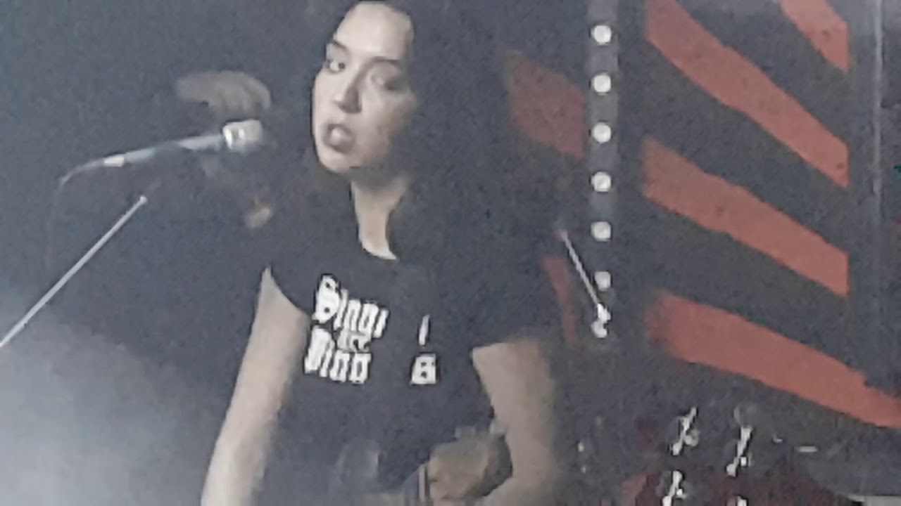 The Mysterines @ Jimmys Liverpool by peter kevan. - YouTube