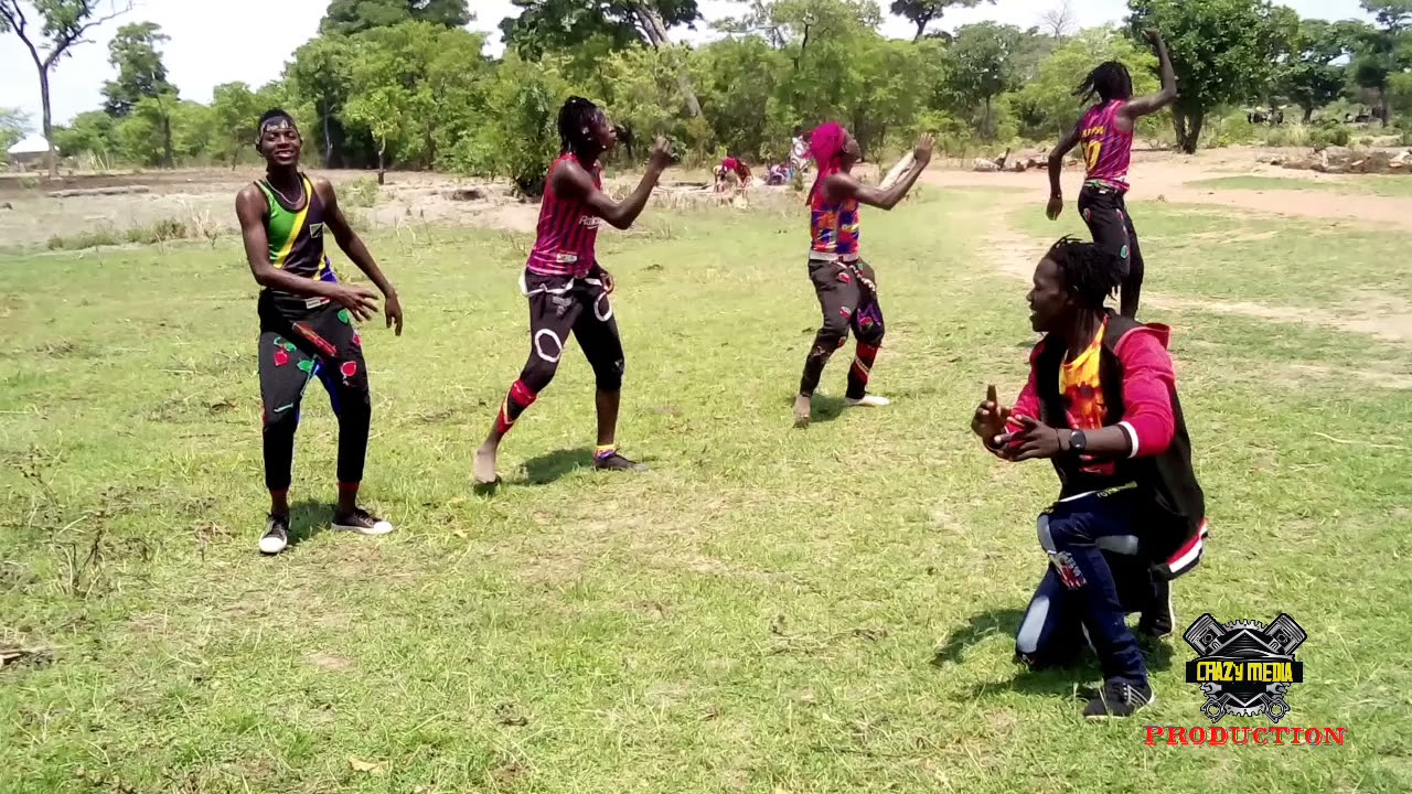 BAHATI BUGALAMA FT AMOSI NYANDA SALASINI LUGENDO LWA MBINA - YouTube