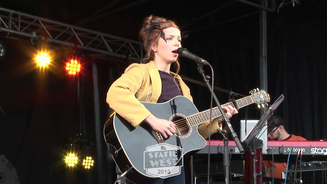 EMILINE & BAND Dear God - YouTube