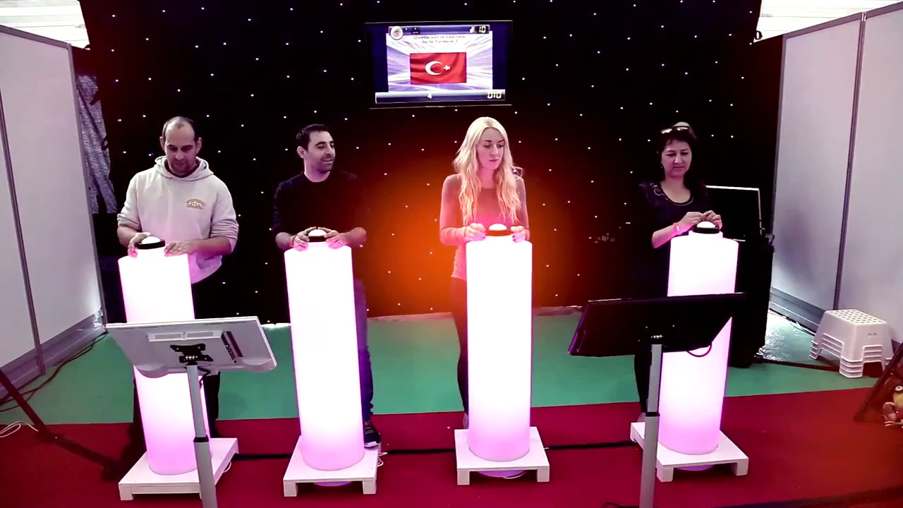 08 Buzzer Quizz 3 Public Show Events - YouTube