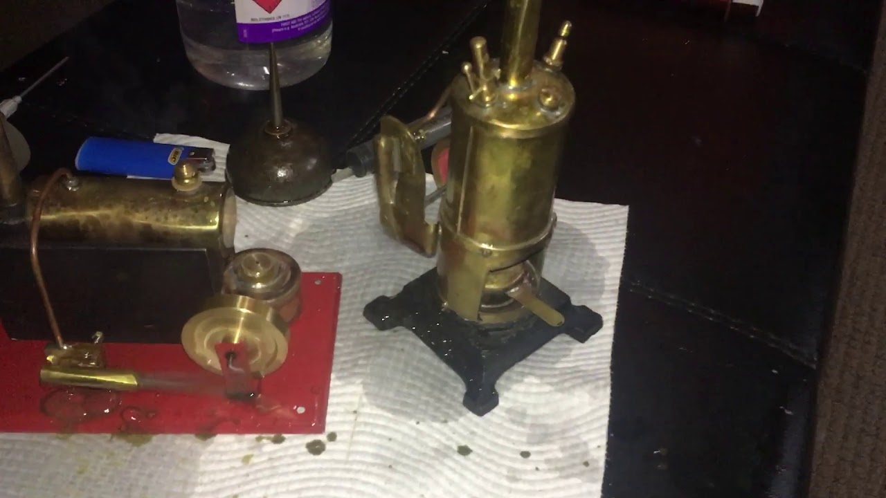 Mini renown and scorpion toy steam engines - YouTube