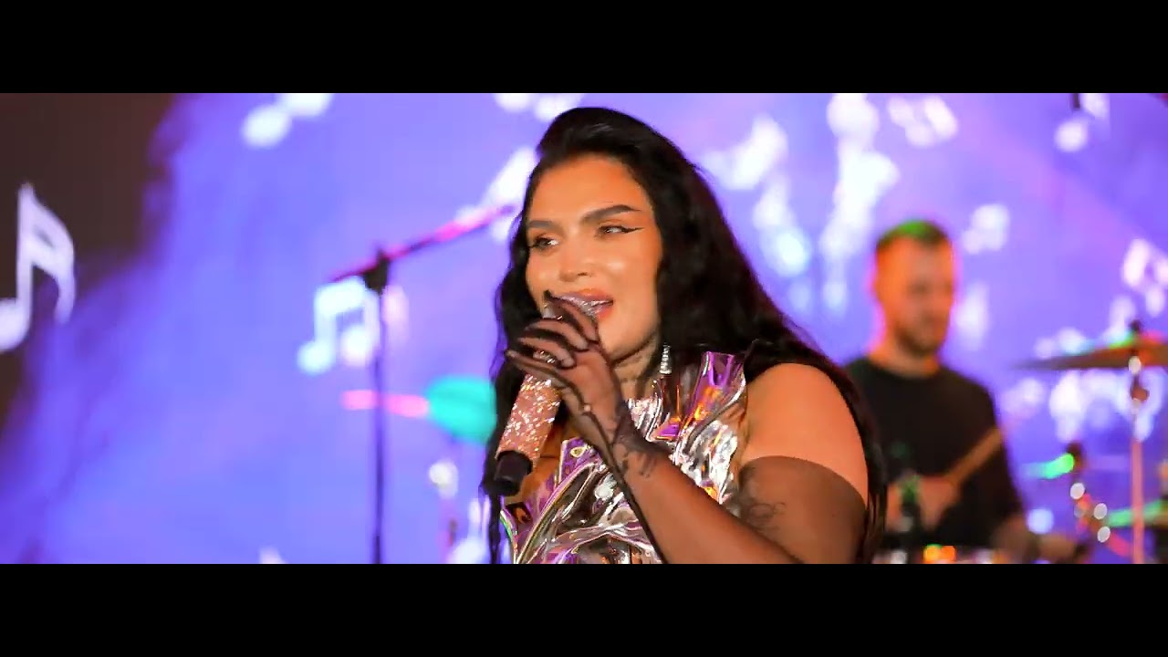 Oana Radu & Band - Saraiman Live - YouTube
