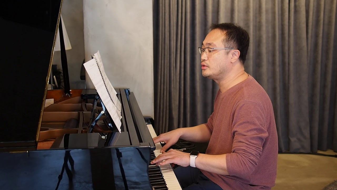 Ho-Jin Lee palys Scientist - YouTube