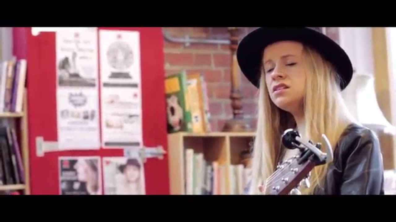 Bob Marley 'Wait In Vain' cover: Anna Pancaldi, Big Comfy Sessions ...