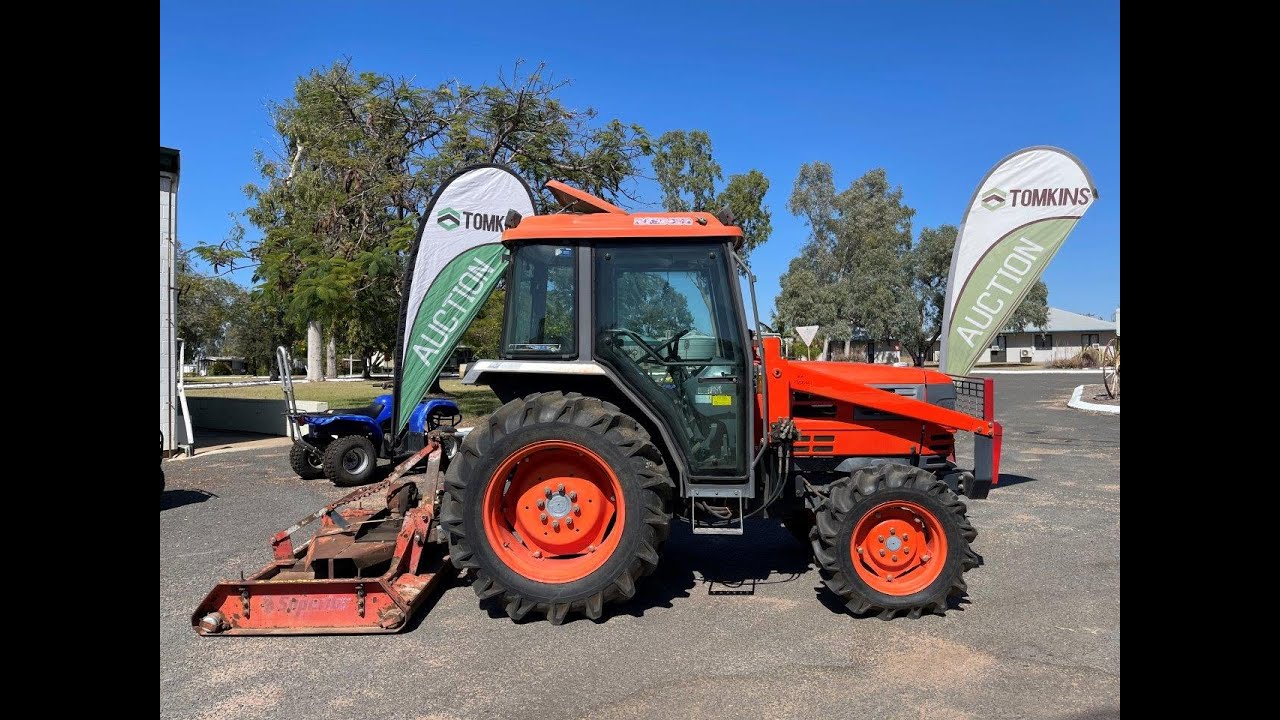 Daedong LK45C Tractor Inc Superior Slasher - YouTube