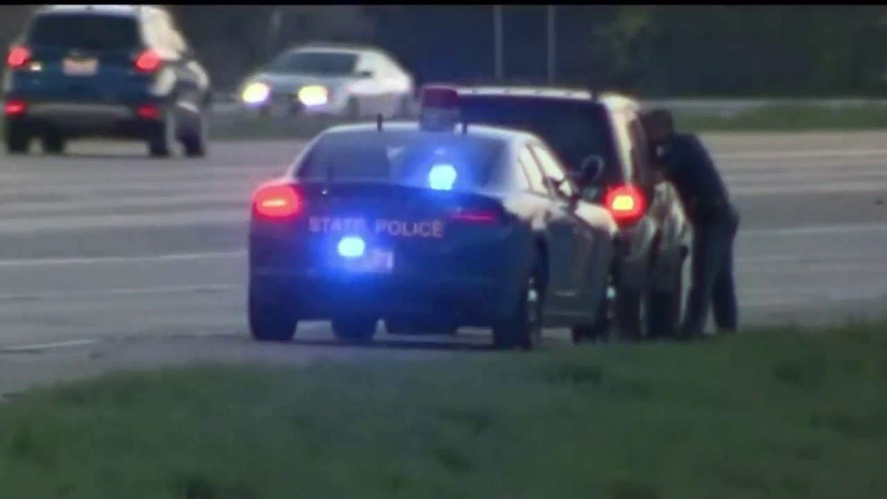 Michigan State Police crack down on move over law - YouTube