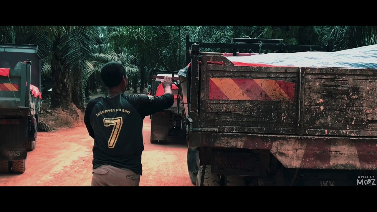 KERJA - KERJA TAMBAK TANAH - PARIT BUNGA MUAR - YouTube