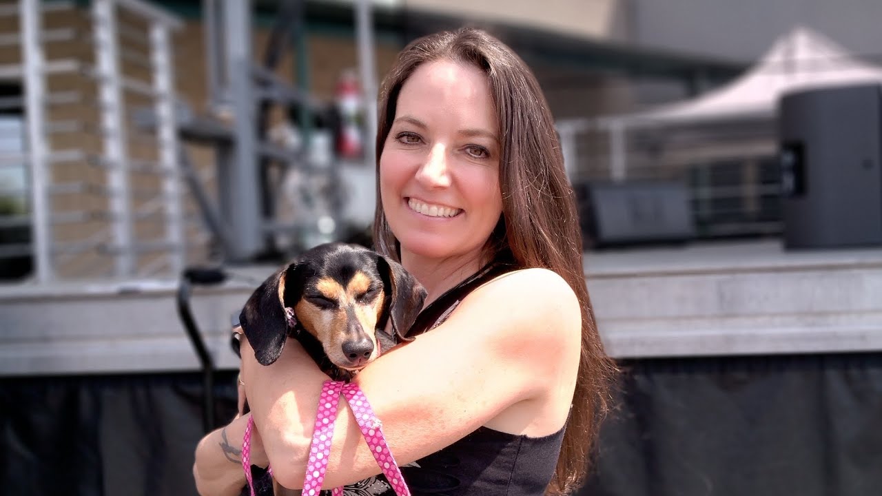 Blackberry Jam's Lisa Lambert singing the National Anthem - Ride Janie ...