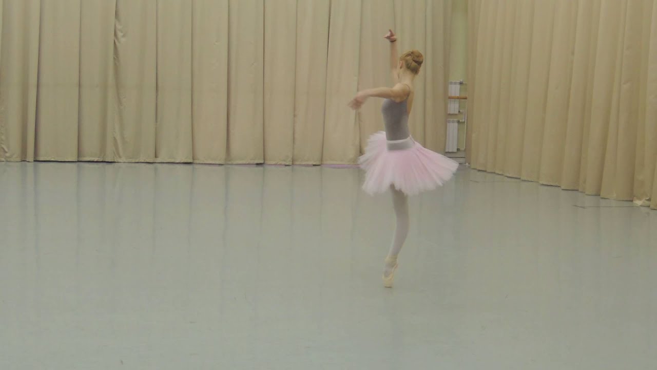 La Corsaire, variation Medora ( Marija Kastorina) - YouTube
