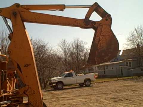 Case 760 Quad Trencher 4x4 - YouTube