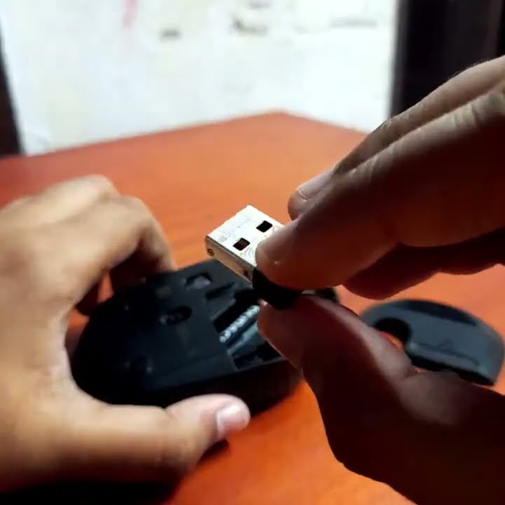 Logitech M171 Short review, the best office mouse. 2 Years experience ...