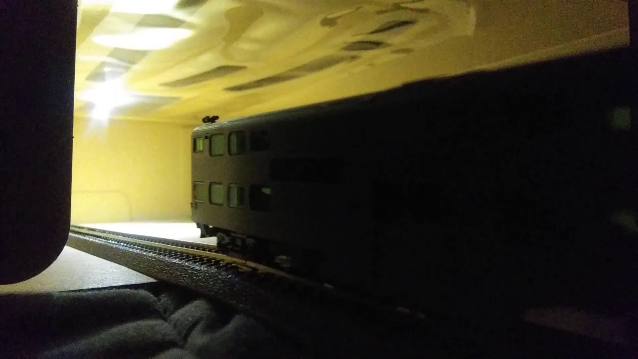Metra n scale union station #1 - YouTube