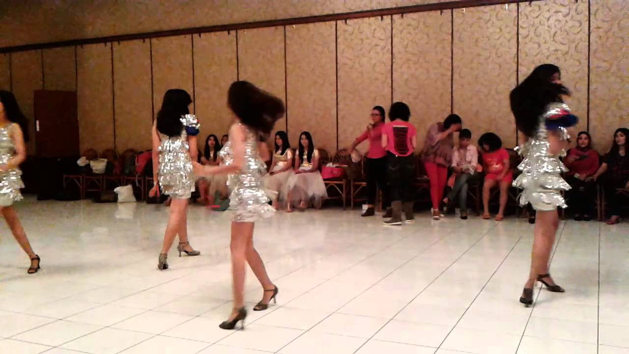 AMERICA CHA CHA CHA - Line Dance - YouTube