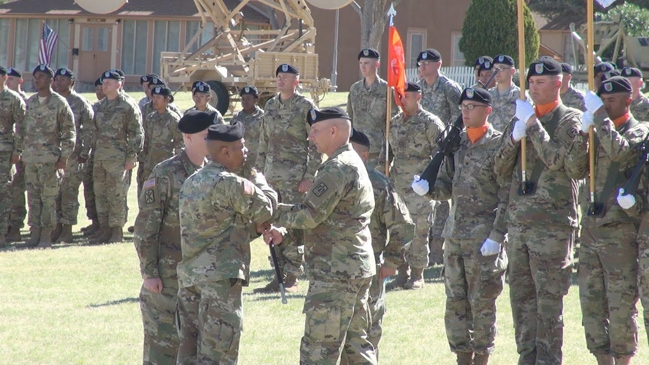 Fort Report 40th ESB Change of Responsibility - YouTube