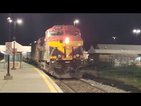 KCS ET44AC REAR DPU! CP 8871 and KCS 5018 on CP 528 at Streetsville 10/10/2024 - YouTube