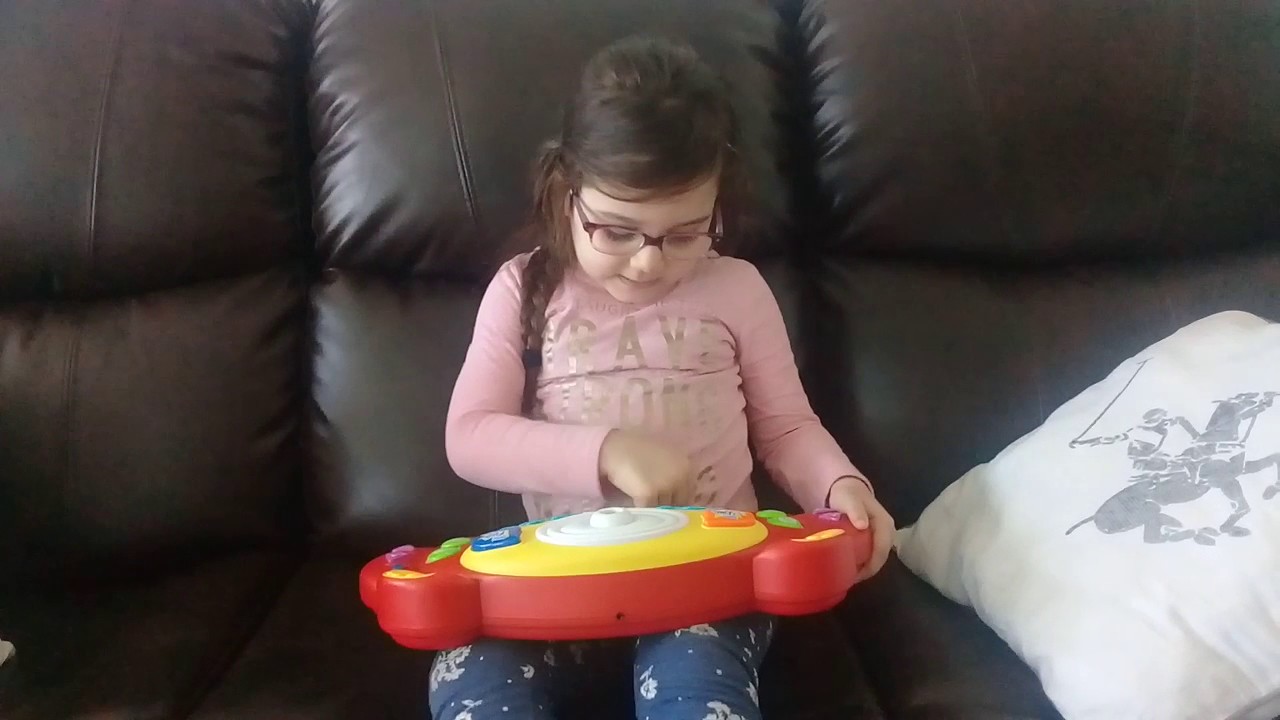 Frère jacques - avec Lili (Léa), 4 ans. - YouTube