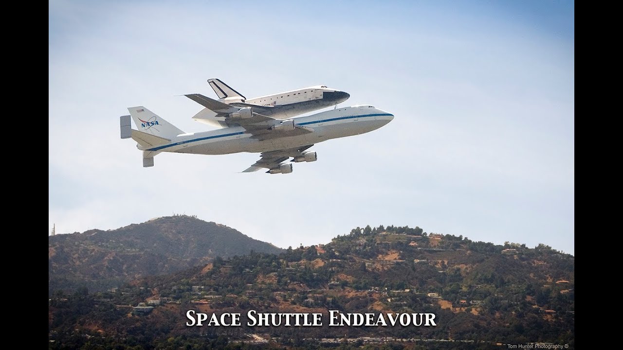 Space Shuttle Endeavor - Flyover - JPL/Los Angeles - YouTube