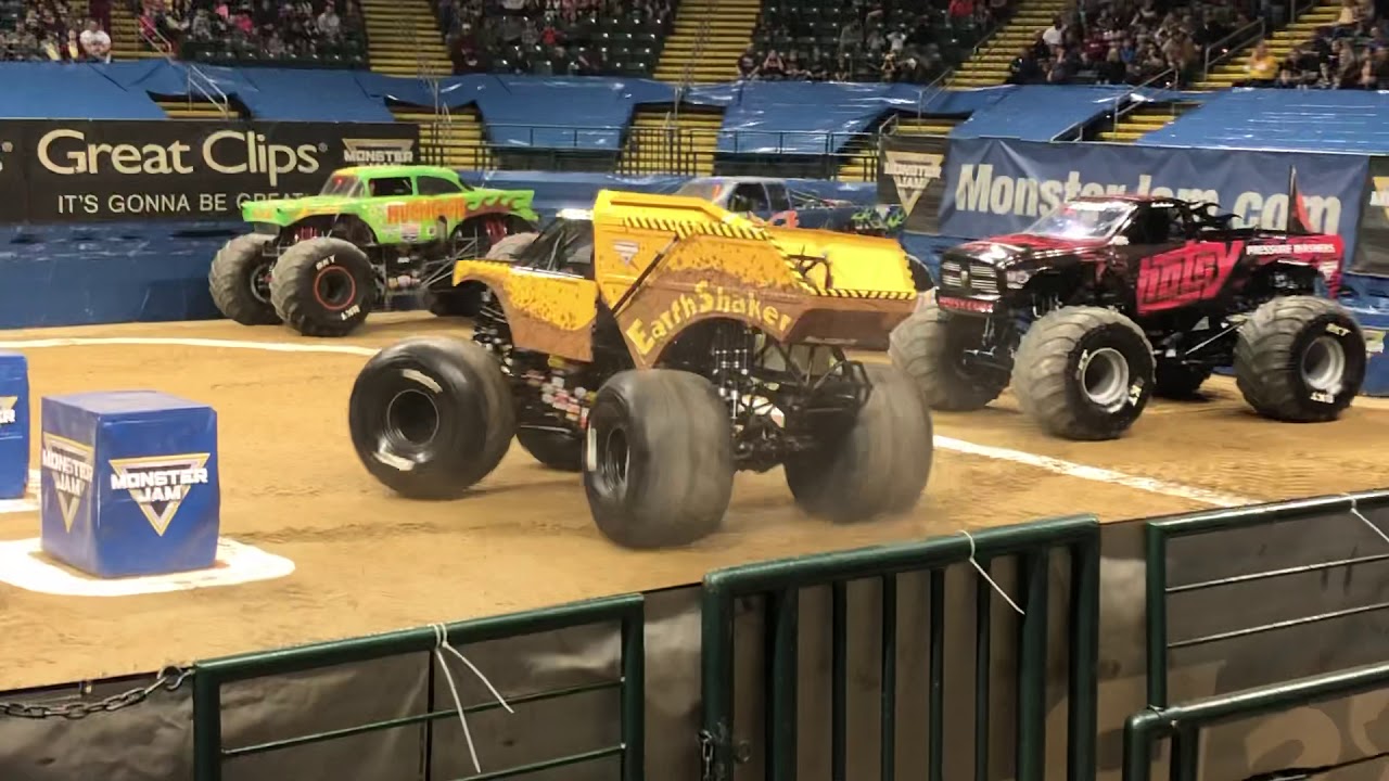 Monster Jam (Dayton, Ohio 2019) Intro - YouTube