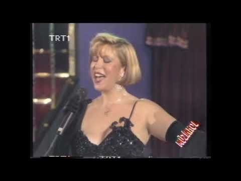 Aygören Özmen - Gözlerimde Tütüyorsun