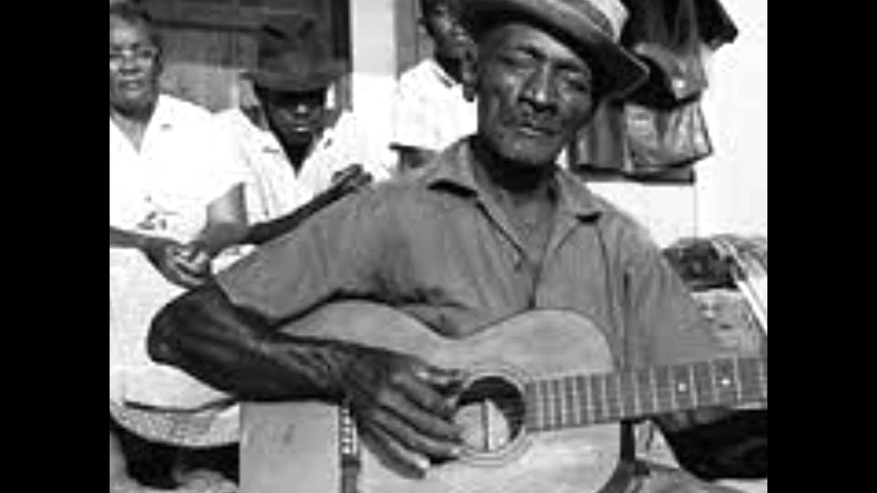 Mance Lipscomb-Wonder Where My Easy Rider Gone - YouTube