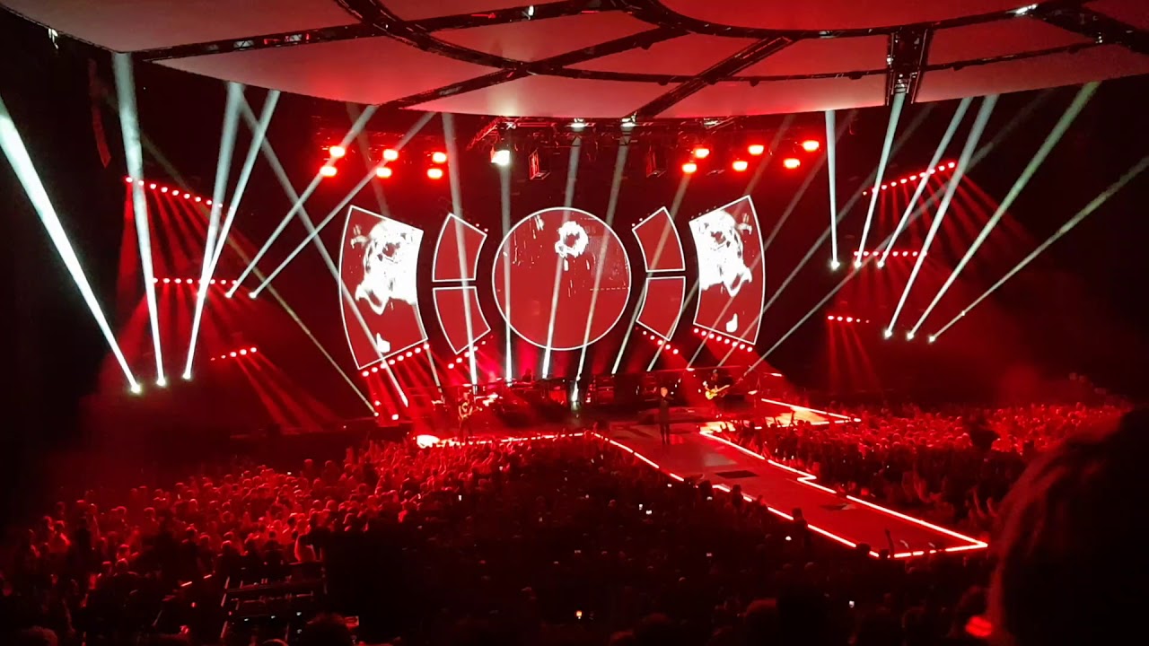 Indochine Adora Zenith Amiens 16 Mai 2018 - YouTube