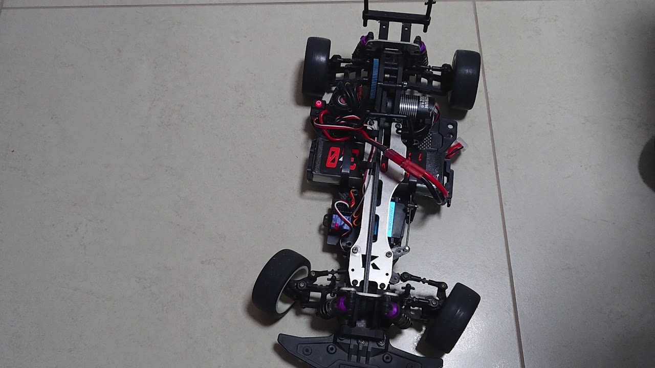Kyosho TF2 - YouTube