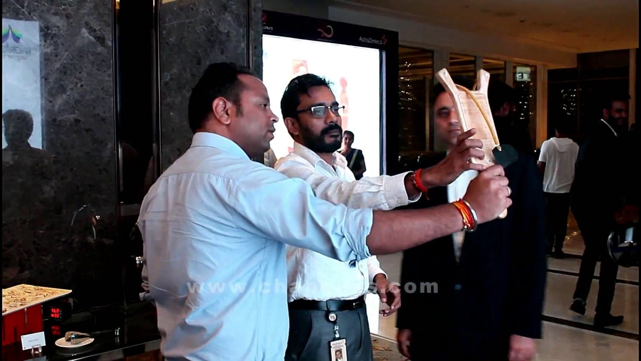 Digital Selfie Slingshot Activity India - YouTube
