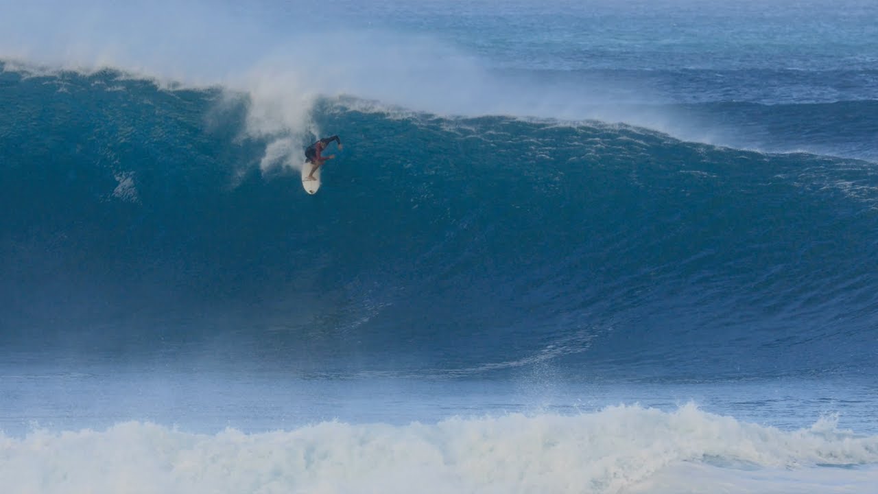 Koa Rothman at Pipeline, Dec. 31st 2019 | Wave 2 - YouTube