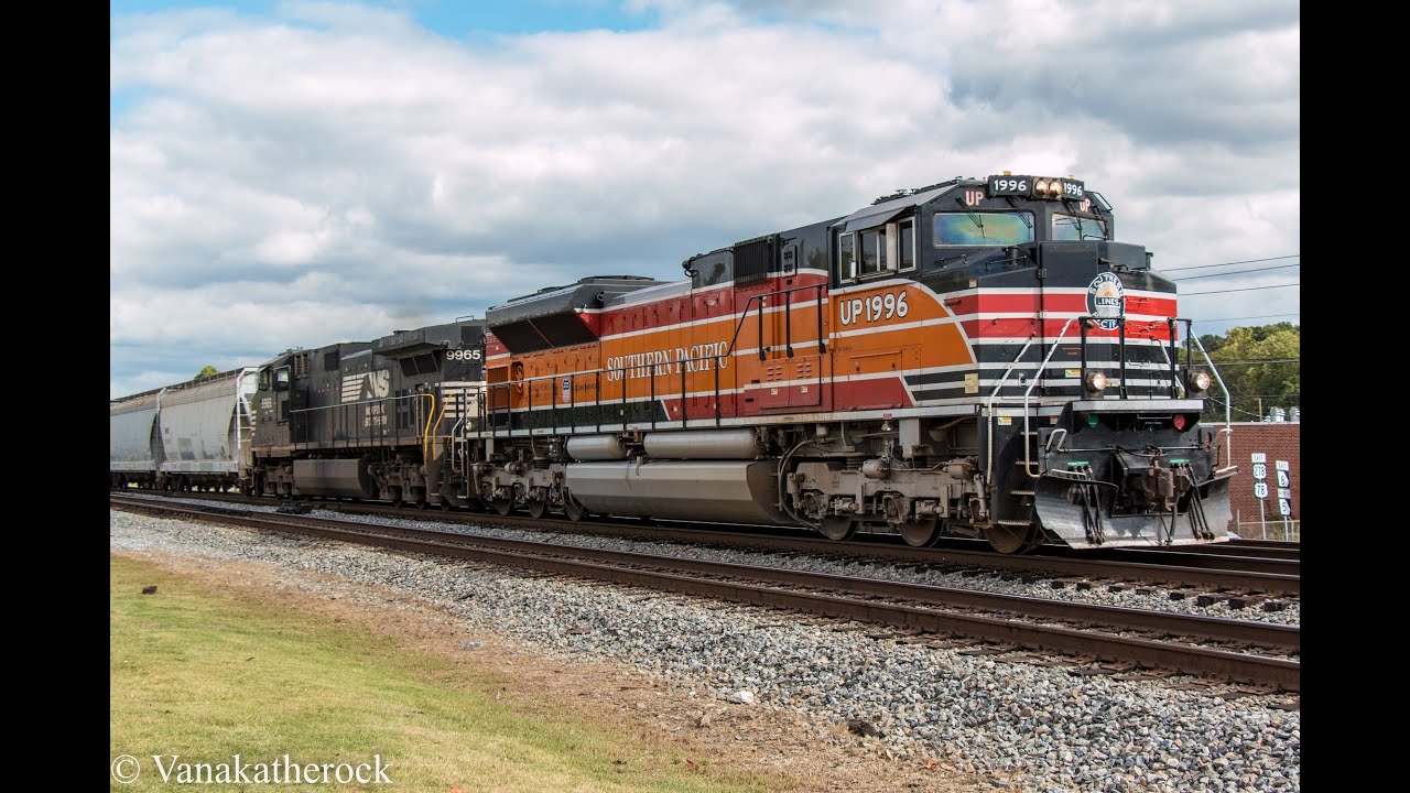 UP 1996 "Southern Pacific" unit leads train 348 - YouTube