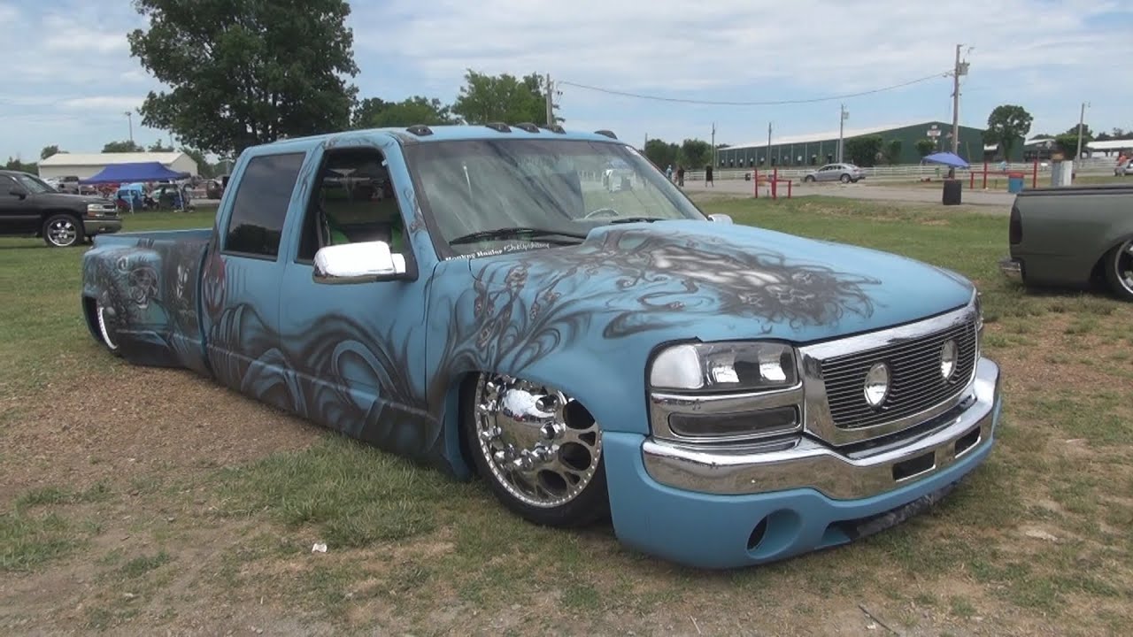 Slammed 2000 Chevy 3500 2015 Slammin & Jammin Car Show - YouTube