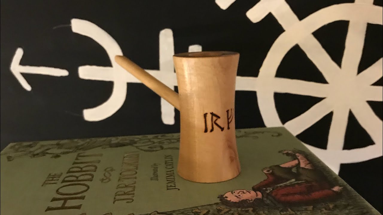 Flogglewerks Lazy Hobbit Pipe - YouTube