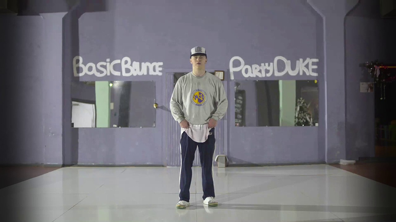 46. Smurf hip hop dance - YouTube