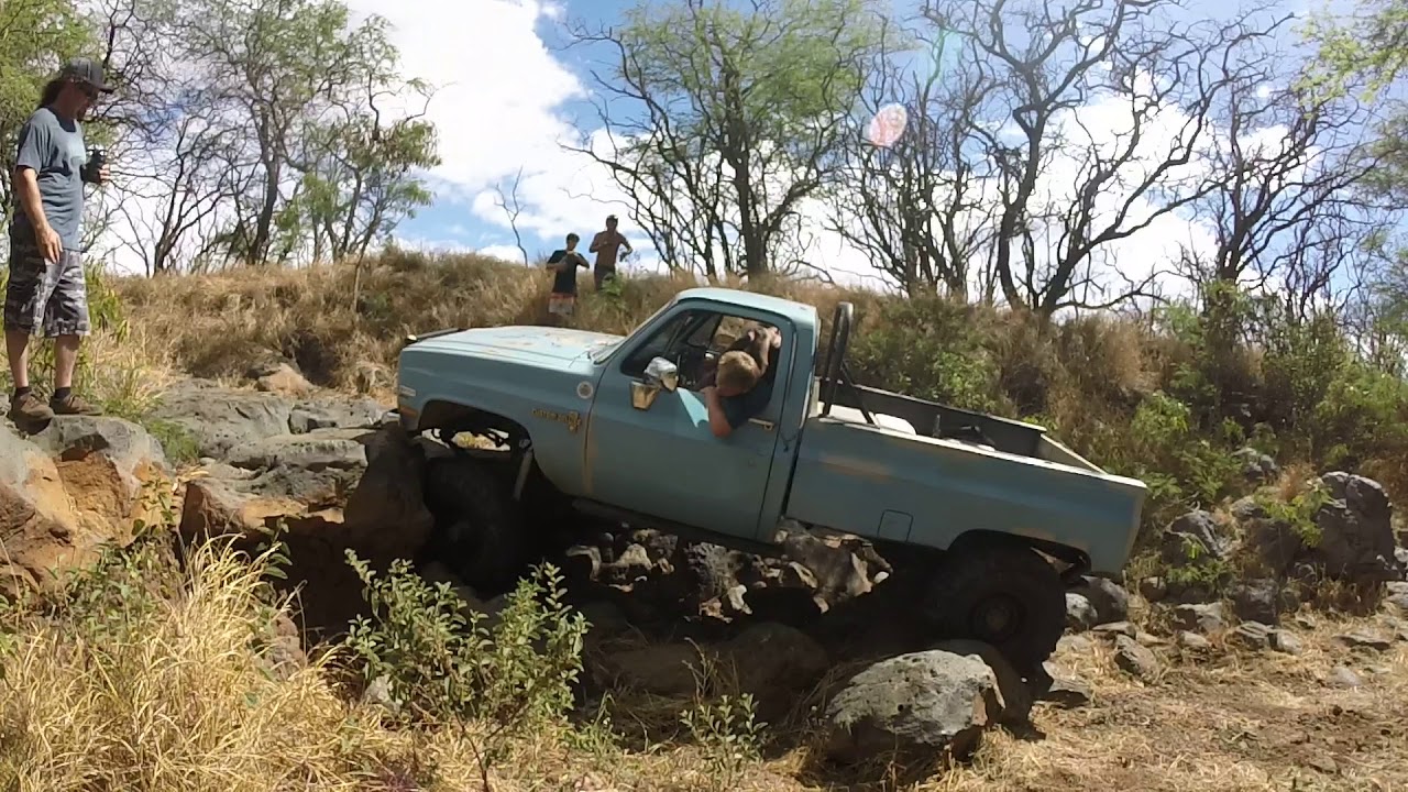 old school chevy rock crawler smashing rocks - YouTube